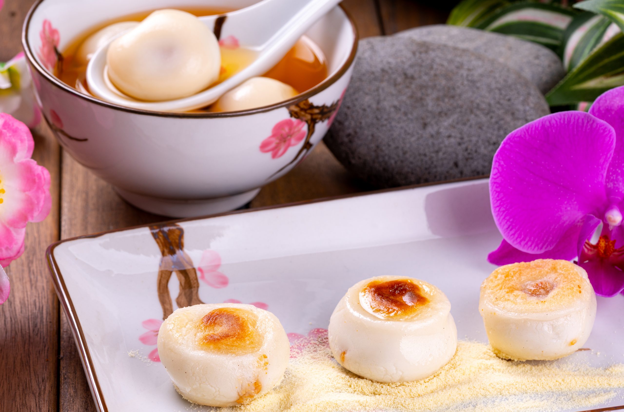 Gebakken kleefrijstballetjes (tong yuan) - Amazing Oriental